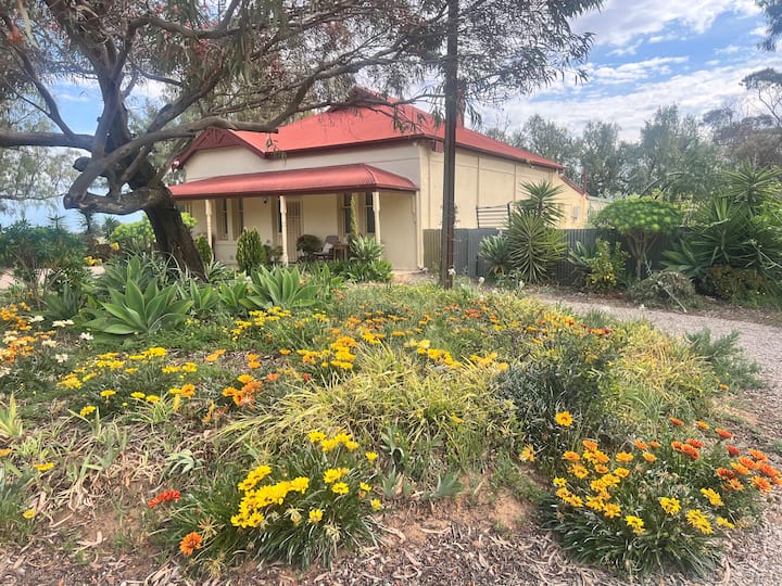 Farmhouse Retreat Close To Adelaide And Barossa - Two Wells