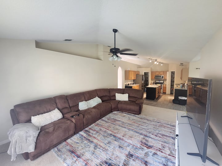 Tranquil Oasis - Deltona, FL