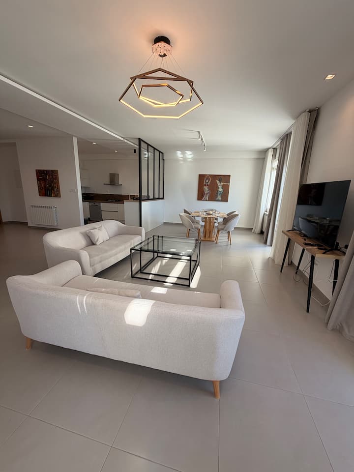 Appartement D’exception Au Calme Avec Piscine - Algiers