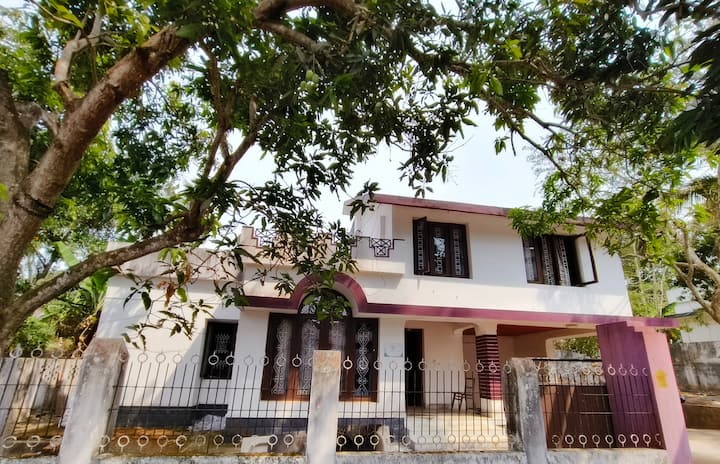 Varsha Stays - Varkala