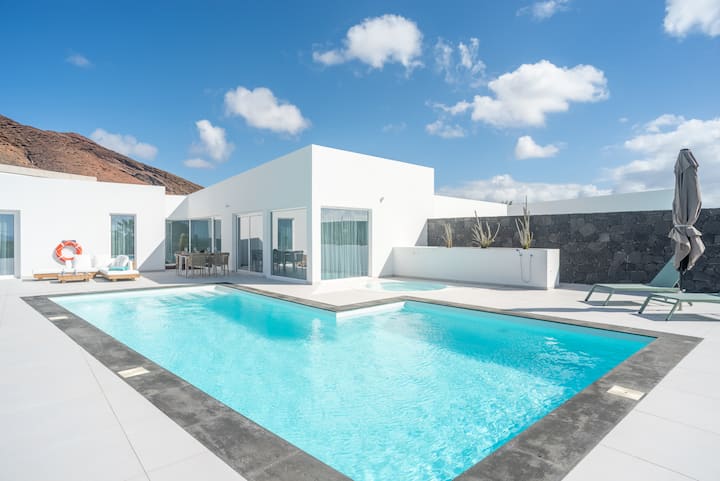 Ereza Villas Royal Elite Hoopoe-1 - Playa Blanca