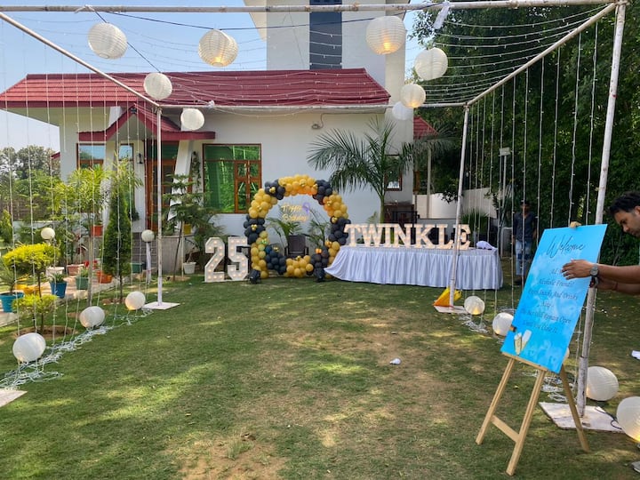 Entire 3bhk Villa For Party With Private Pool - Manesar