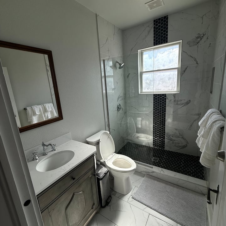 Half Duplex In Heart Of Ftw Cultural District - Cultural District - Fort Worth