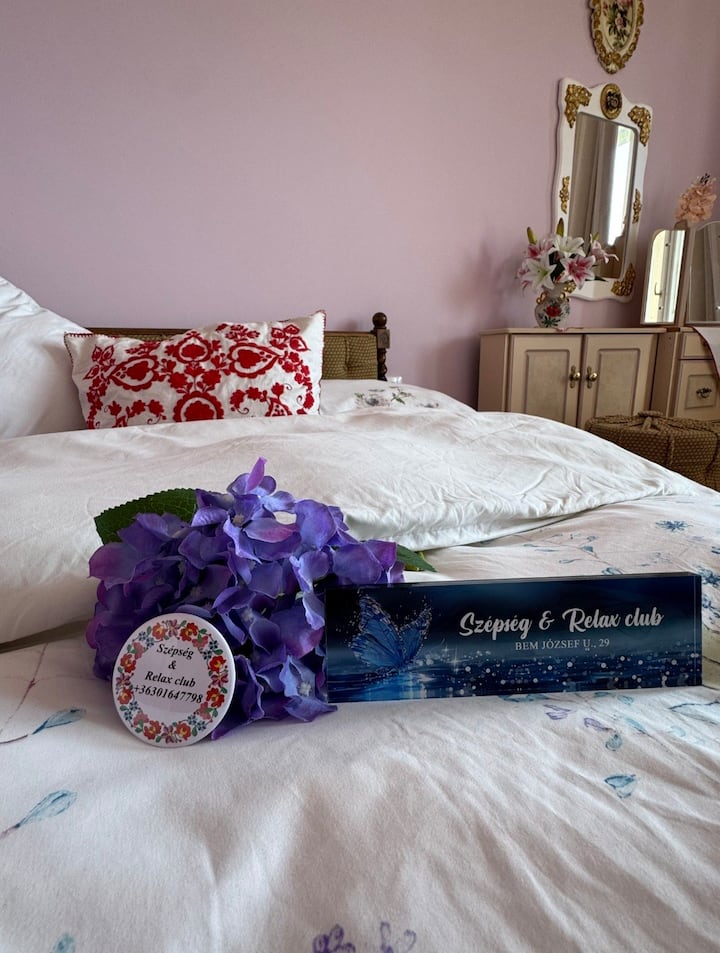 Your Entire Floor With 3 Bedrooms&private Bathroom - Vonyarcvashegy