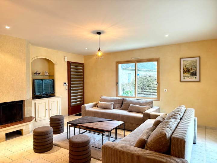 Escapade En Famille Ou Entre Amis – Maison 12 Pers - Dinan