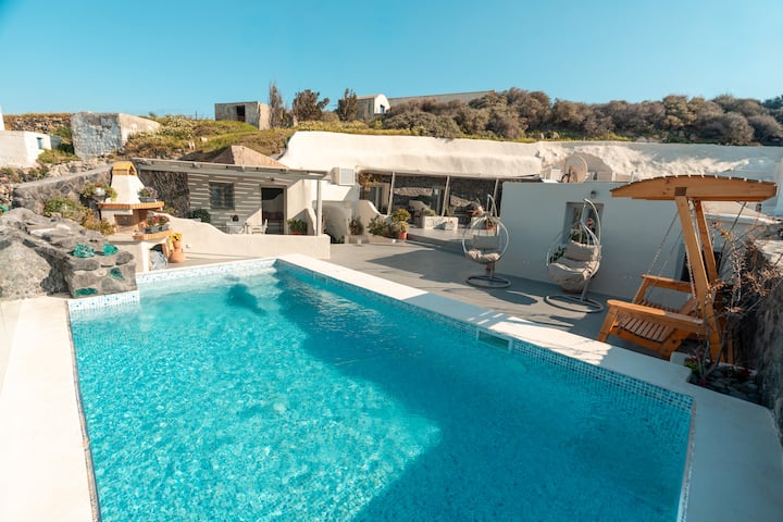 Superior Cave Suite With Sea View | Infinity Pool - Oia