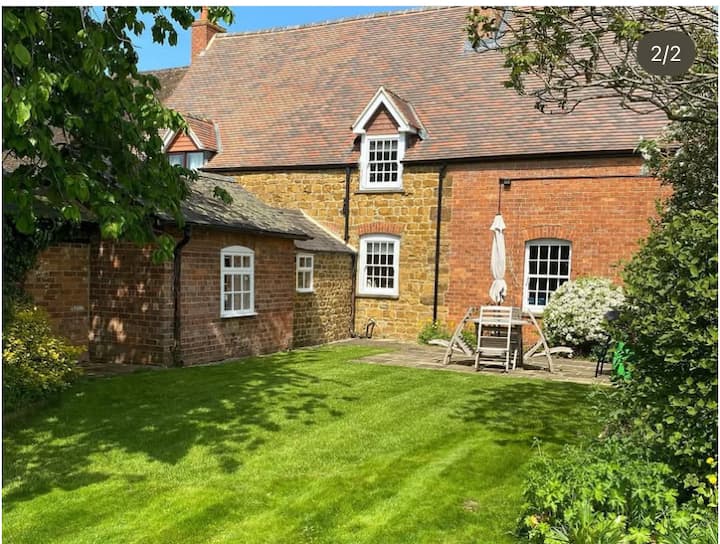 Leadenporch Farm Cottage - Hempton