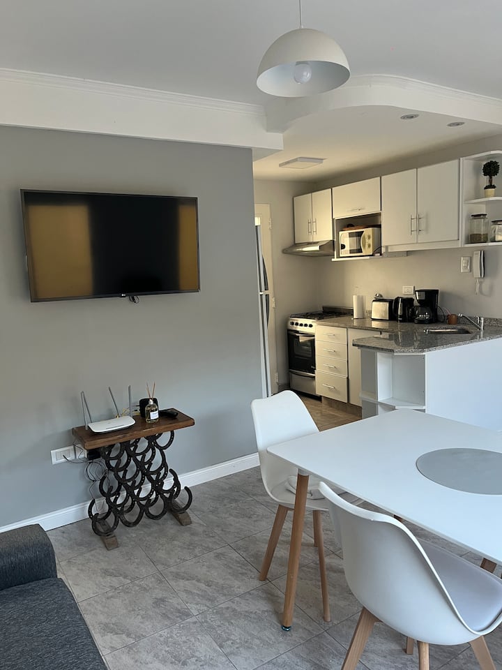 Departamento Céntrico En Azul - Azul