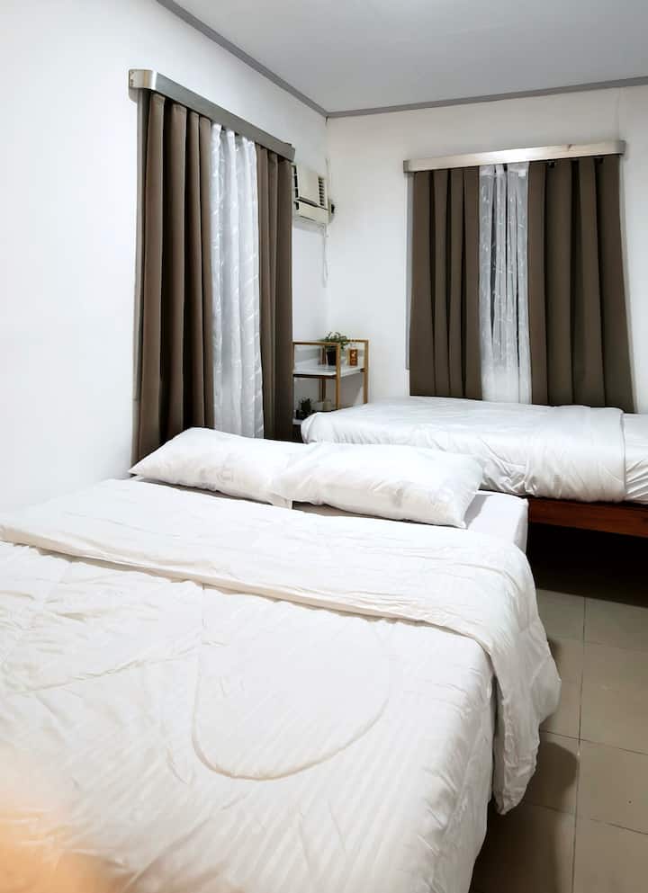 Spacious & Affordable Homestay For Friends/family - Calape
