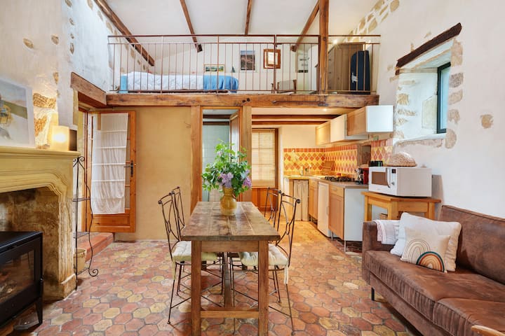 Gite De Charme à Biron - Biron