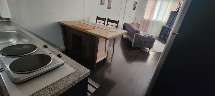 Independent Spacious Comfortable Suite - Hialeah