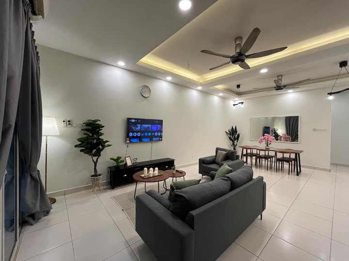 Family Homestay @ Presint 11 Putrajaya - Cyberjaya