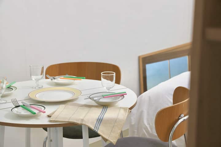 [New] 이태원역 도보 3분/계단 없음/장박할인/2br/4p (Naru) - Seúl