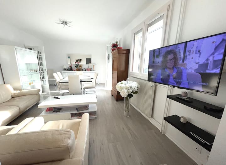 Appartement Meublé Au Mois 
Parking 
 Tram, Centre - Joué-lès-Tours