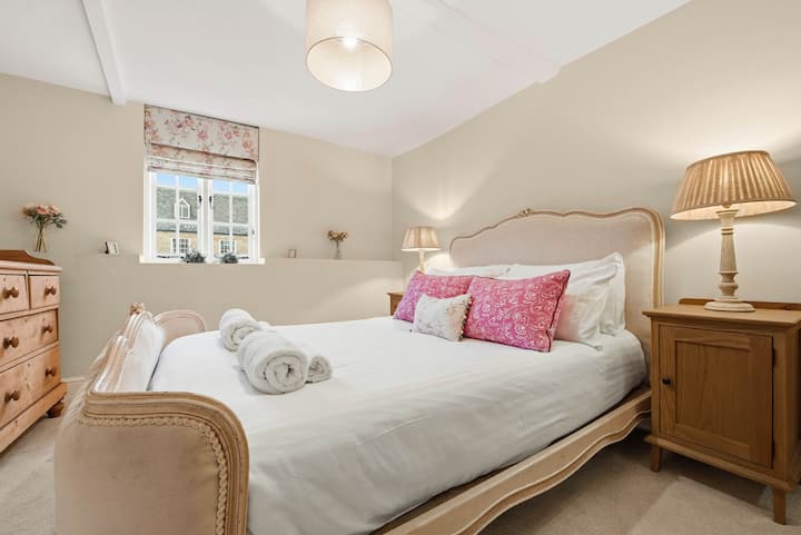 Whiskawayhomes - Hester's House - Luxury Cottage - Broadway