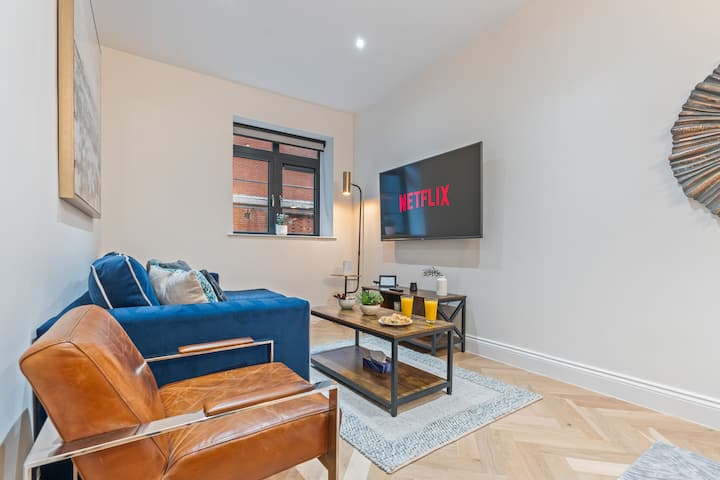 Modern 1 Bed Jewellery Quarter Apartment Sleeps 4 - Birmingham