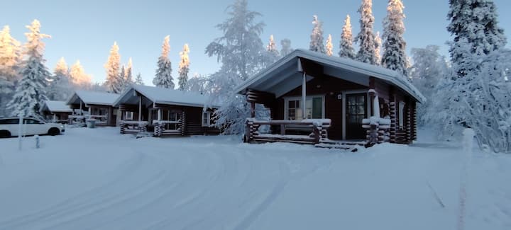 4 Henkilön Mökki Saukkovaaran Rinteillä. - Ristijärvi