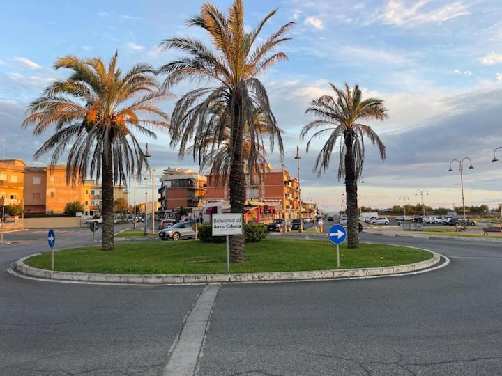 Columbus House Sea View. Trilocale Ristrutturato - Anzio