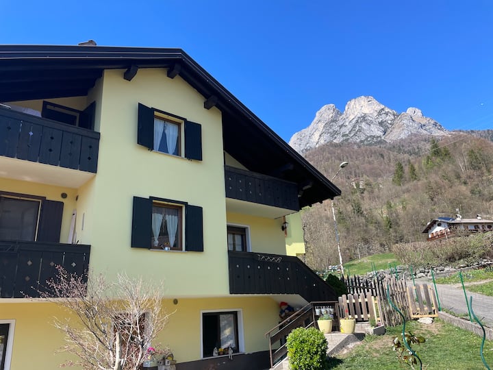 Appartamento Agordo In Borgo Antico….(parech) - Agordo