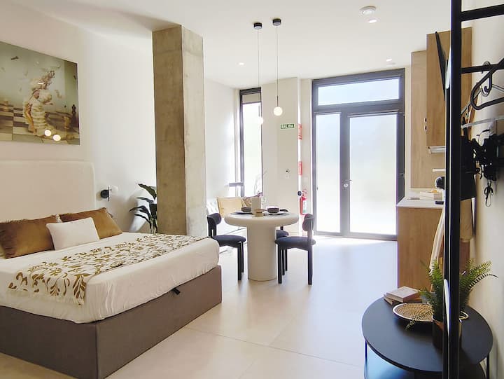 Loft Valencia – B4 · Smart Access & Urban Calm - Valencia