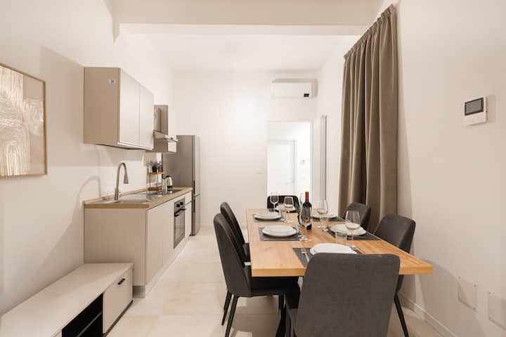 Malvasia Luxury, 5 Min Walk To Piazza Maggiore - Bologna