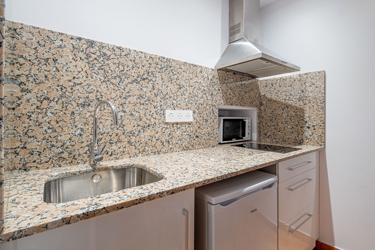 Apartment 1 on the Roman wall - Flats for Rent in Tarragona, Catalonia ...