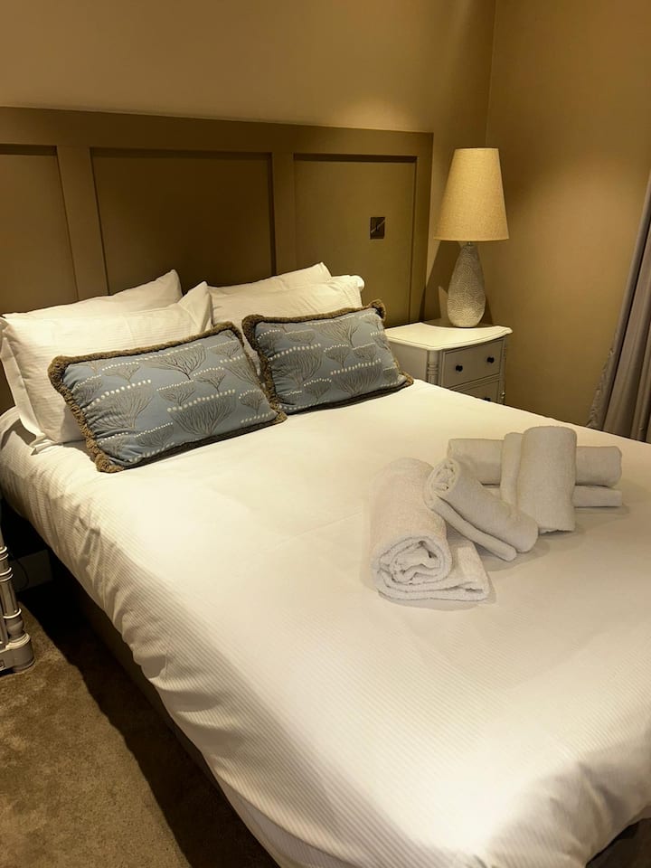 Ryedale Residence | Sleeps 4 | 2bed | 2bath - York