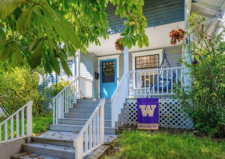 Walk To Uw & Light Rail | 3br + Gym+ac +Parking - Seattle, WA