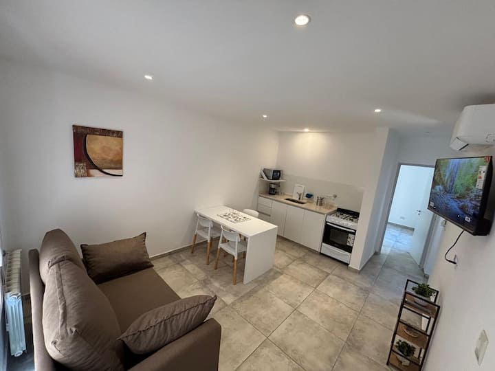 Departamentos Altos De Alberdi Y Cochera - Cinco Saltos