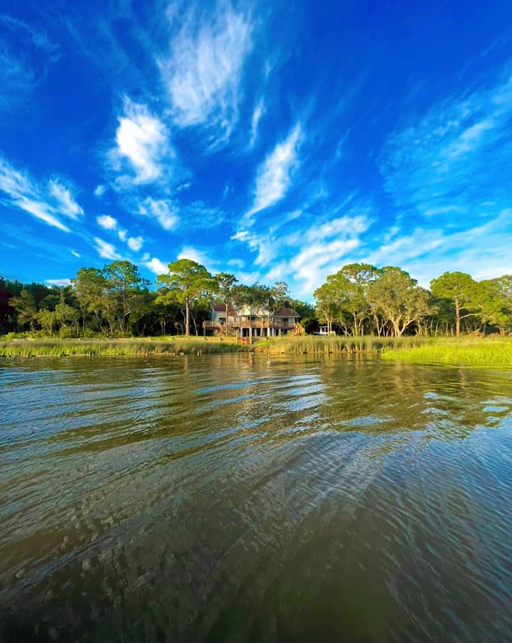 Secluded Waterfront Bay Home! - Apalachicola, FL