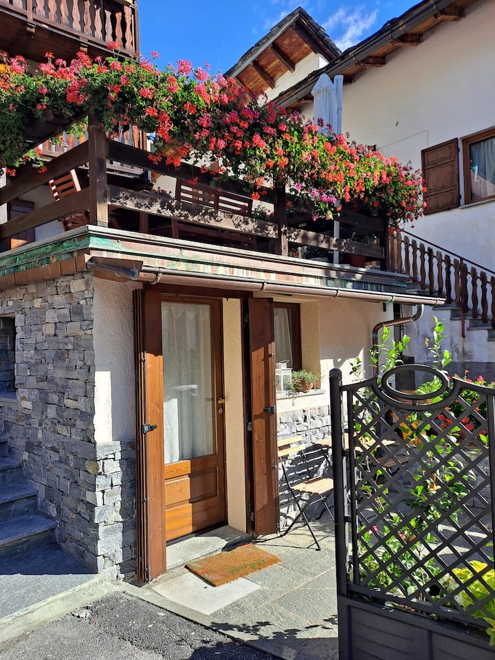Casa Dufour A Due Passi Dalle Funivie E Dal Centro - Courmayeur