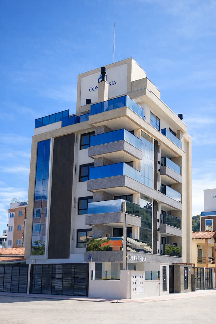 Apartamento Na Praia De Palmas Com 3 Quartos - Governador Celso Ramos