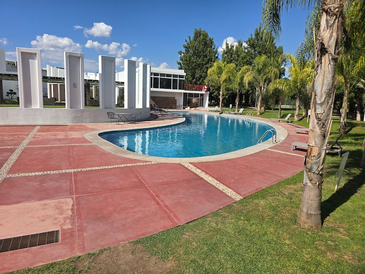 Bonita Casa Lujo 5 Cuartos Con Baño Independiente - Aguascalientes