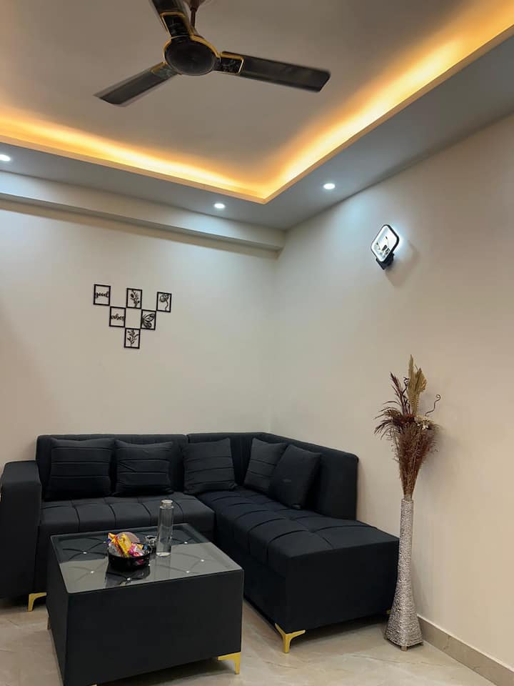South Delhi Luxe Homes 1bhk Flat - New Delhi