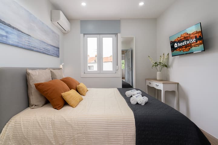 The Garden House: Sleek Space & Quiet Grounds - Porto, Portugal