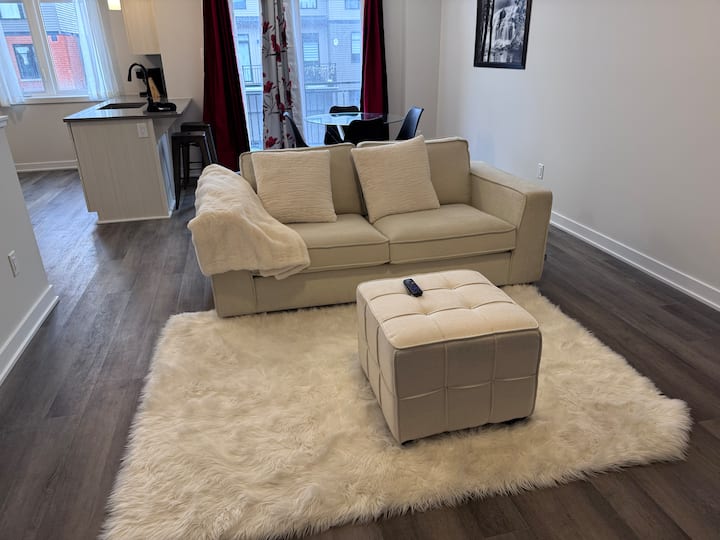 Luxurious Townhome Near Ottawa Airport Yow - Ottawa