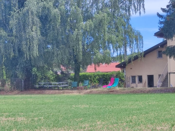 Dans Maison D'hôte Conviviale + Babyfoot + Jardin - Évian-les-Bains