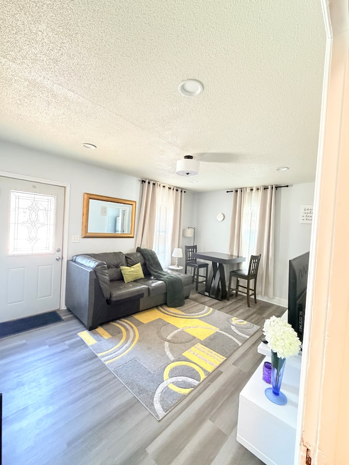 3br Near Msum & Concordia | Clean & Cozy - North Dakota