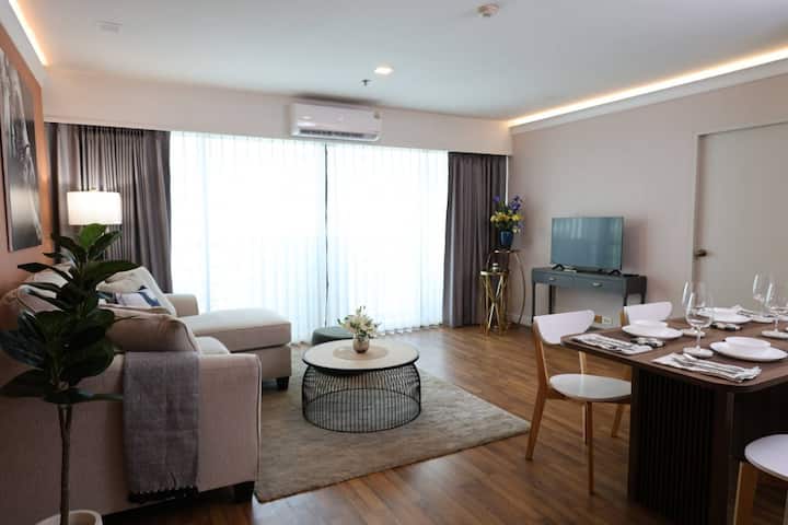 Elegant 1 Br In Prime Area Near Siam (22o10-69) - Bangkok