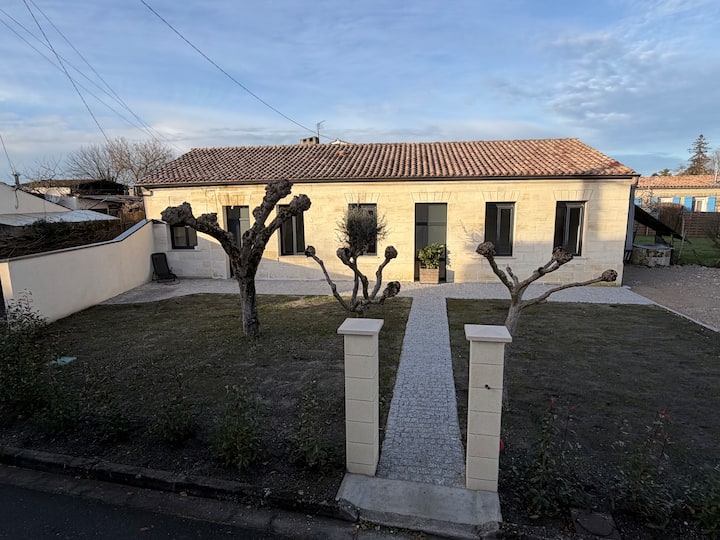 Maison Paisible Entre Vignes Et Estuaire - Pauillac