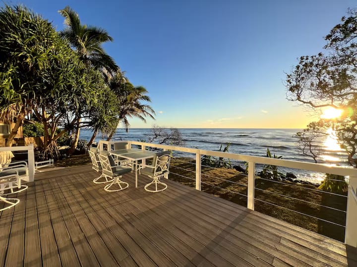 Cottage On The Beach - North Shore - Laie, HI
