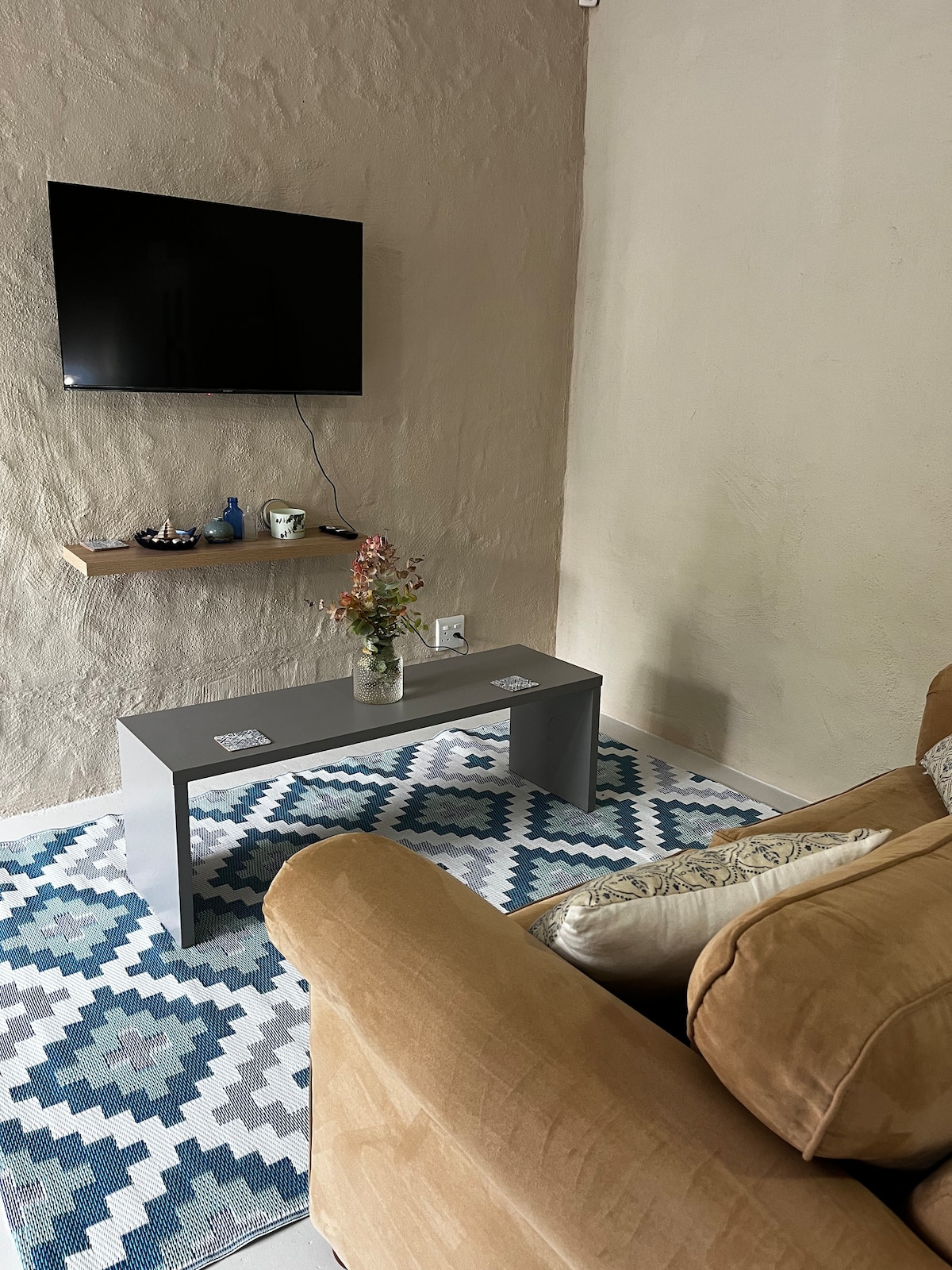 Pitch Perfect Cottage - Apartments for Rent in Swakopmund, Erongo ...