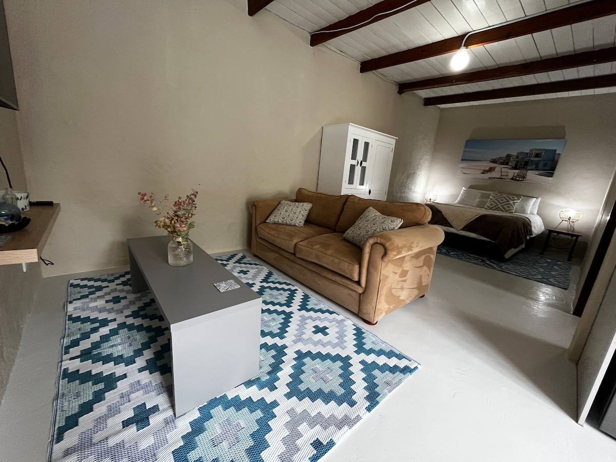 Pitch Perfect Cottage - Apartments for Rent in Swakopmund, Erongo ...