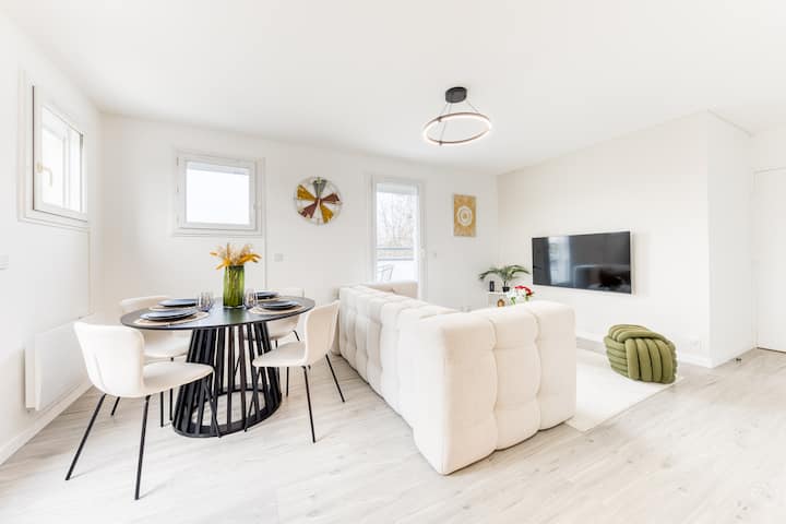 Chic Family Pour 4 Personnes - Neuf & Moderne - Méry-sur-Oise