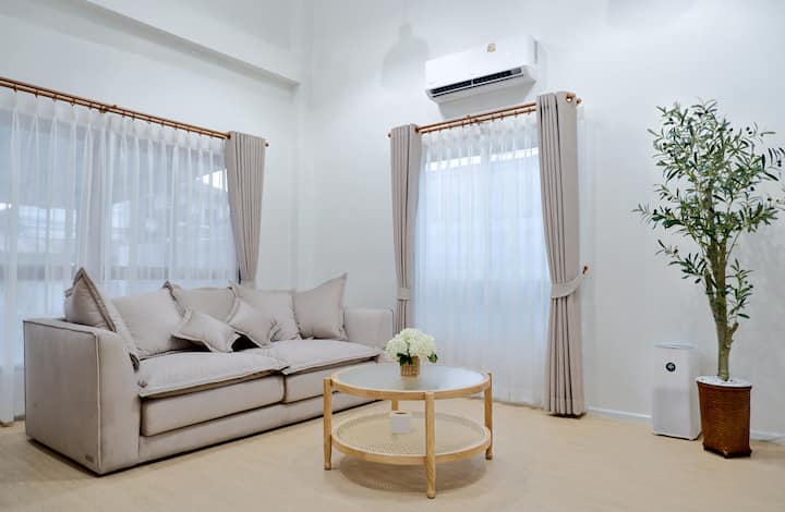 The Best-new Minimal House Near 89 Plaza & Airport - Chiang Mai