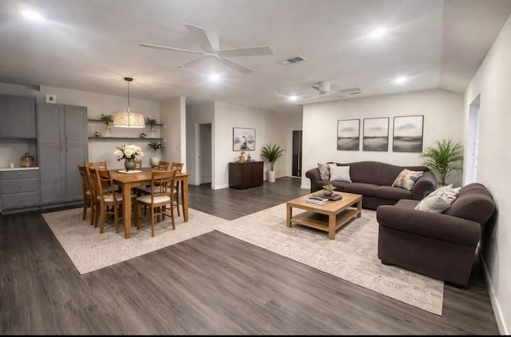 Central Metroplex Oasis | Minutes To Downtown - Richardson, TX