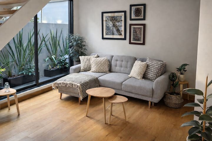 Roma Norte Oasis • Bright Apt W/ Private Patio - Mexico