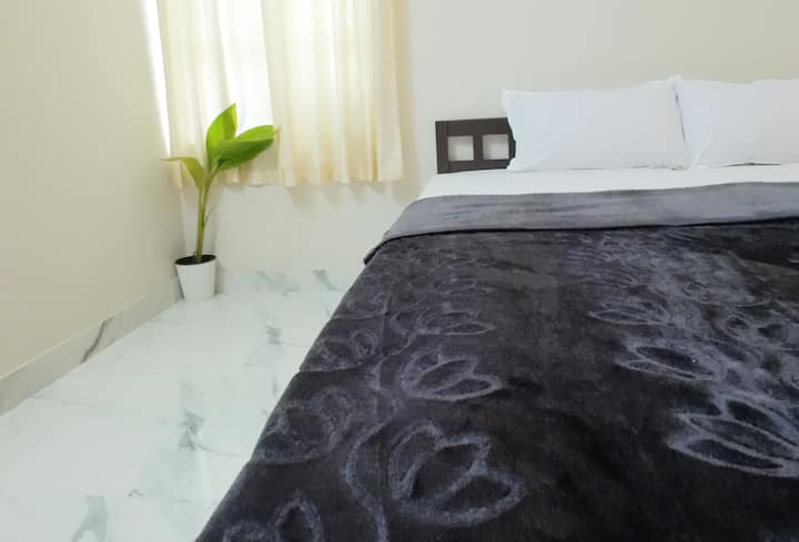 Breezy Room For Couples And Family - Varkala