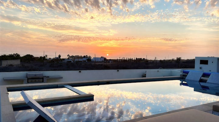 Relaxed Baja Living, Sunset Patio + Saltwater Pool - Todos Santos