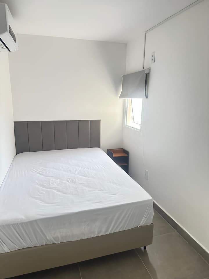 Quarto 13 No Centro De Jaguariuna - Jaguariúna